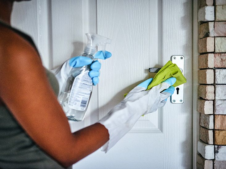 Does alcohol kill viruses? How it works and ways to use