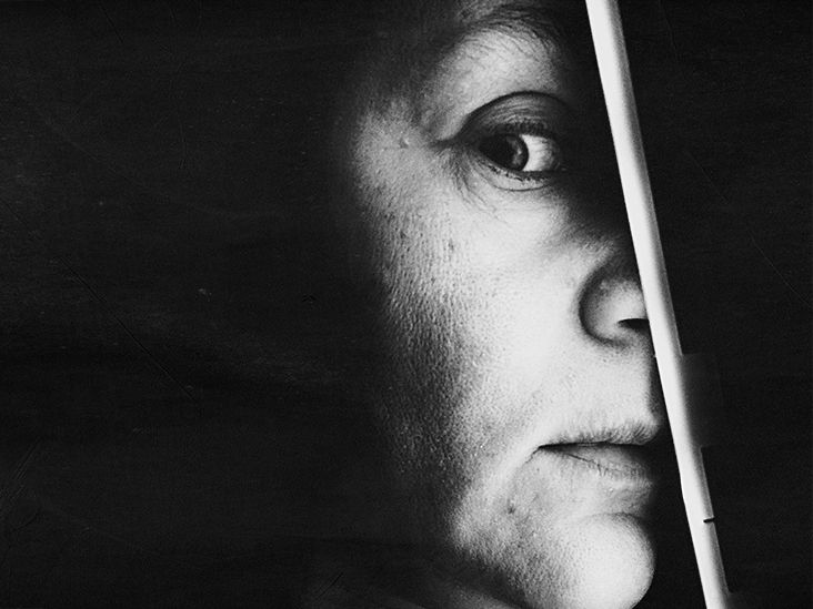 Hooded eyes: Definition, causes, treatment