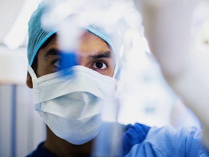 Surgery for kidney cancer: Types, what to expect, and more