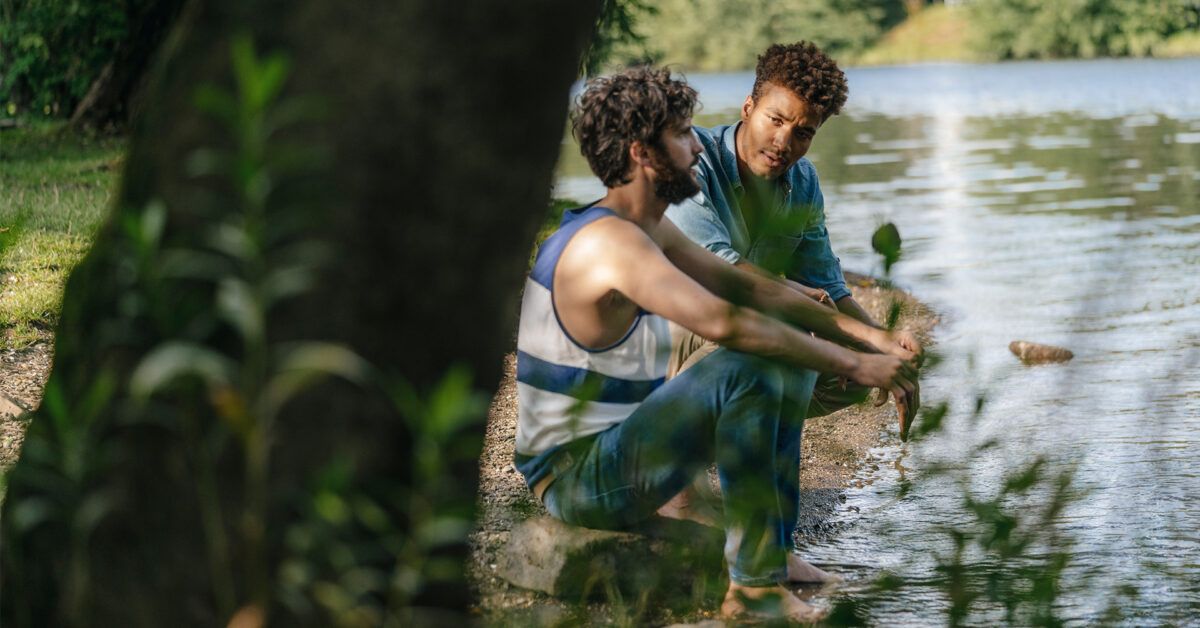 MS in men: Symptoms, risk factors, treatment, and outlook