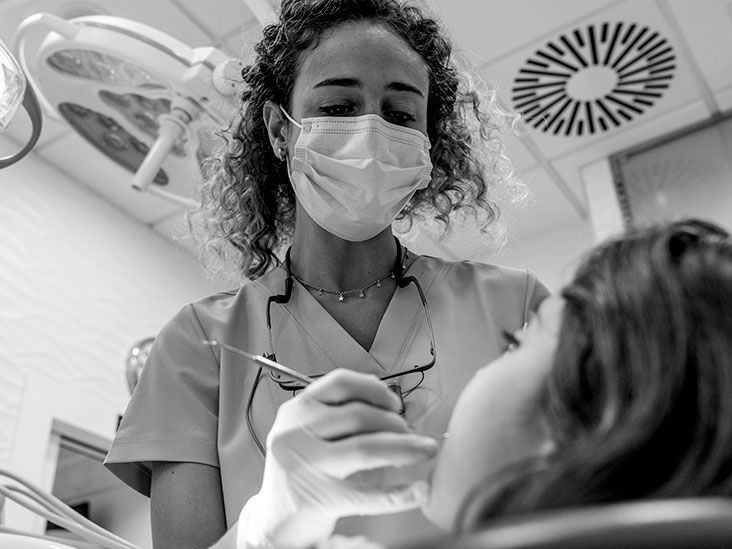 Rotten teeth: Pictures, in kids, symptoms, and more