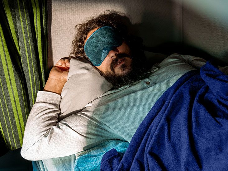 Delayed sleep phase syndrome: Effects, diagnosis, and more