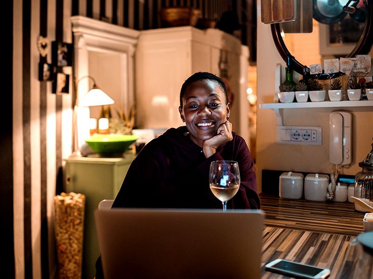 Sudafed and alcohol: Possible interactions and risks