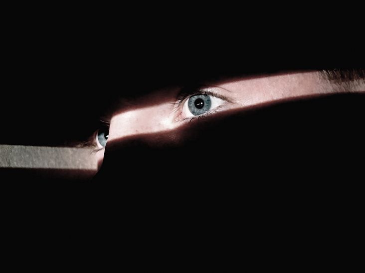 Vision changes with MD: What it looks like, distance vision, and more