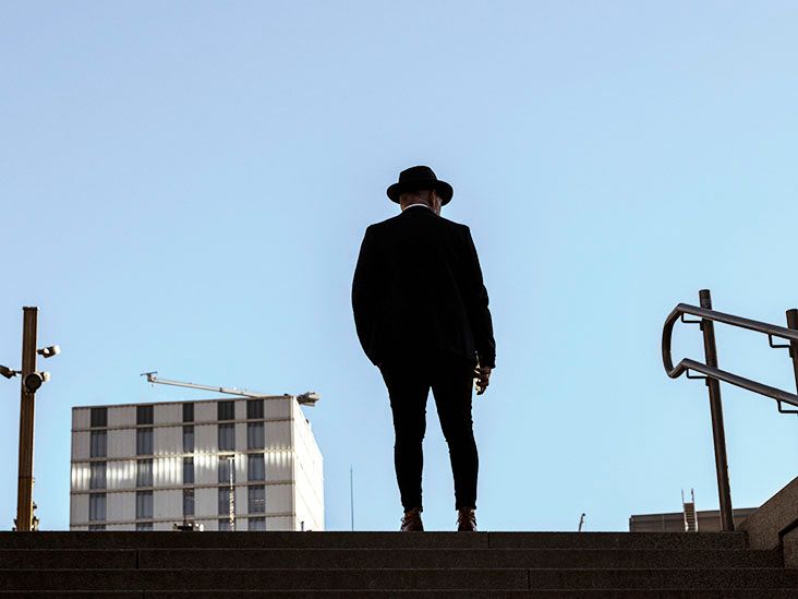 Progressive supranuclear palsy: Symptoms, diagnosis, treatment, & more