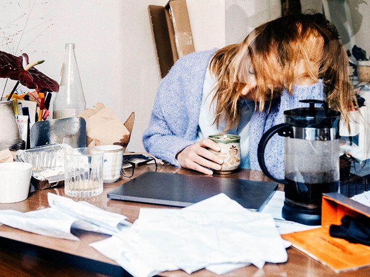 Workaholic: Symptoms, diagnosis, and when to get help