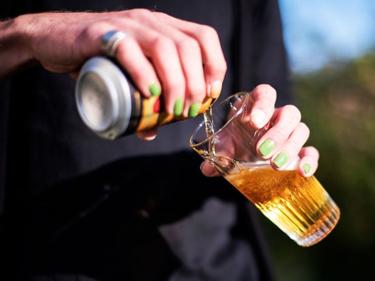 Alcohol shakes: Causes and more