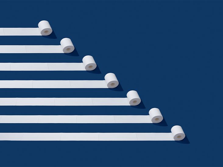 Blood when I wipe: 11 causes of rectal bleeding