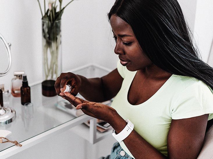 Rosacea vs. seborrheic dermatitis: Symptoms and connection