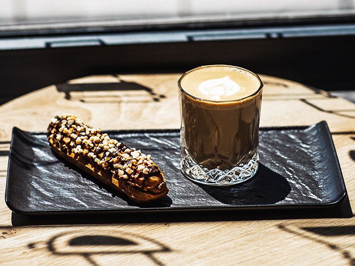 What foods should people avoid and consume with SVT?