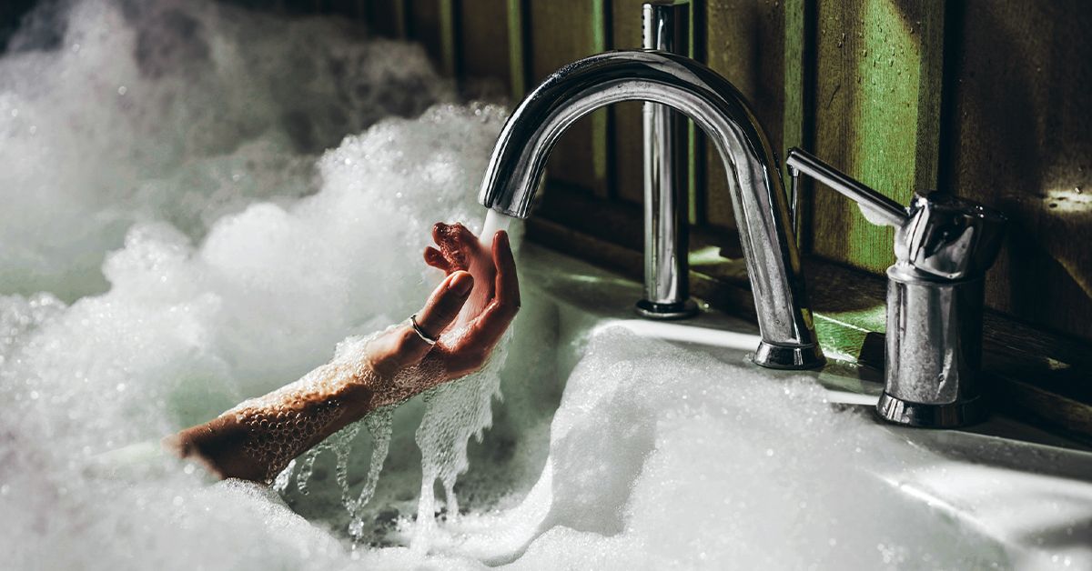 Ablutophobia (fear of bathing): Causes and more