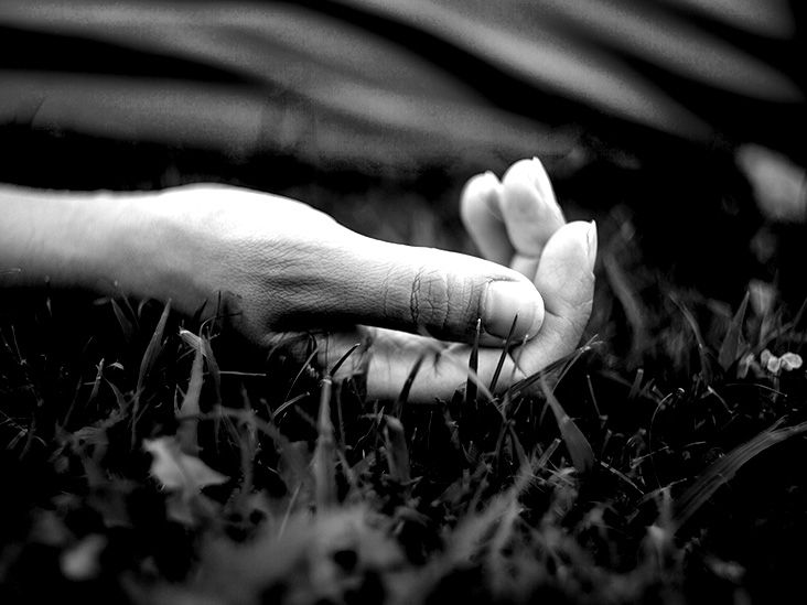 Finger infection: Types, symptoms, and treatment