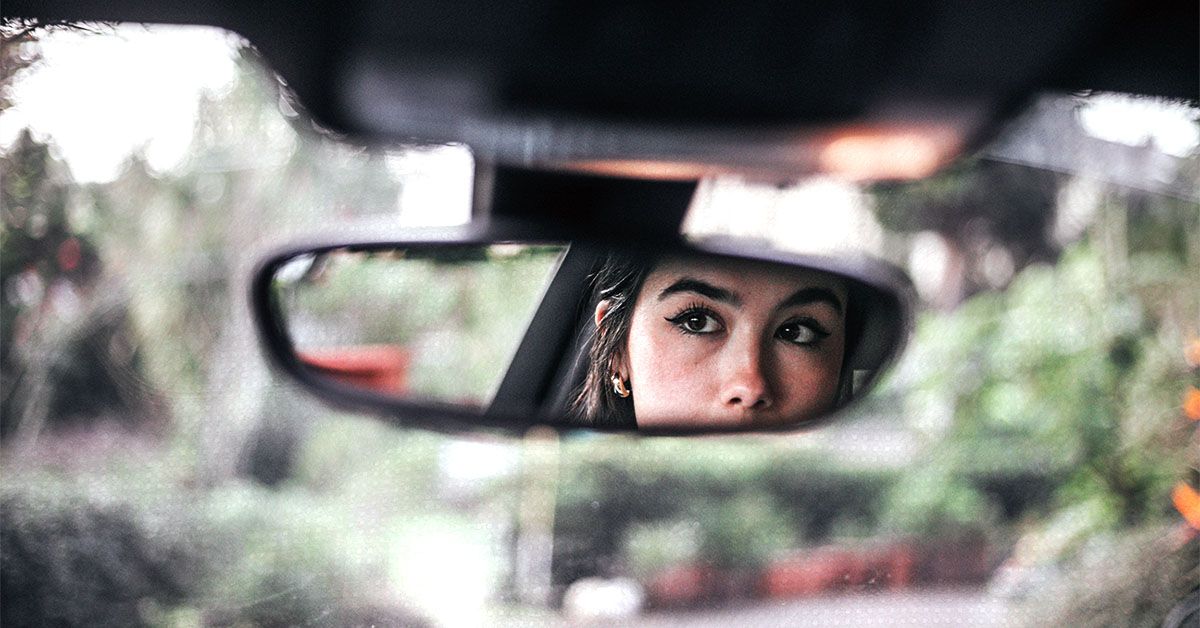 Macular hole: Symptoms, causes, and prognosis