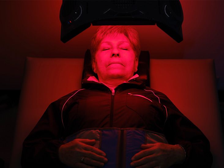 Red light therapy: Benefits and side effects