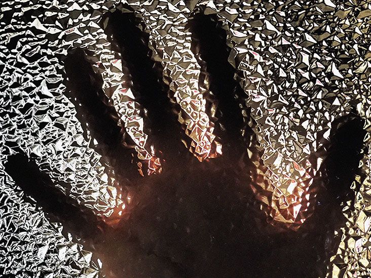 Paronychia (nail infection): Causes and treatments