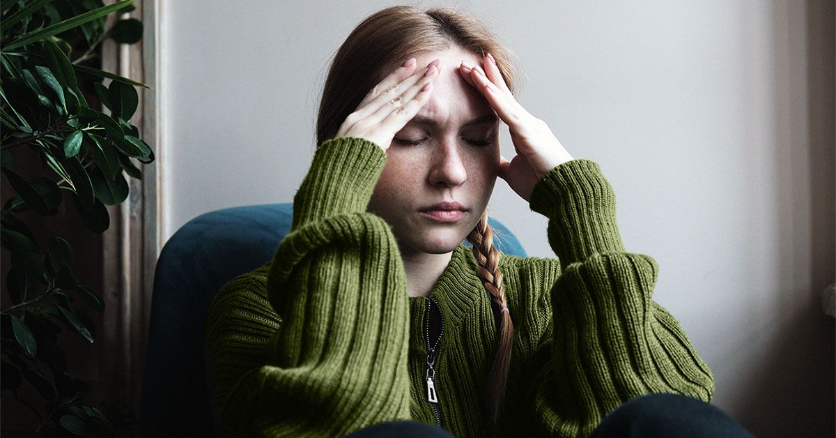 Temple pain: Causes, other symptoms, and treatment