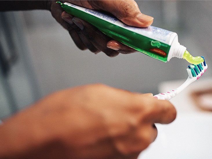 Red spots on roof of mouth: Causes and other symptoms