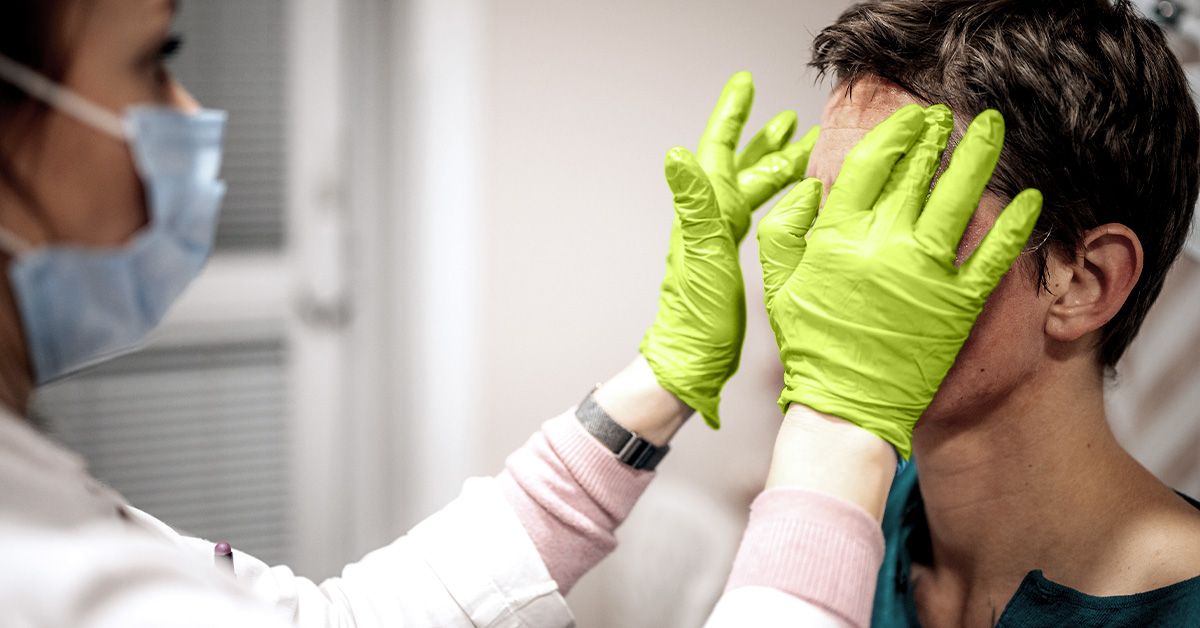 MRSA on face: Appearance, treatment, and more