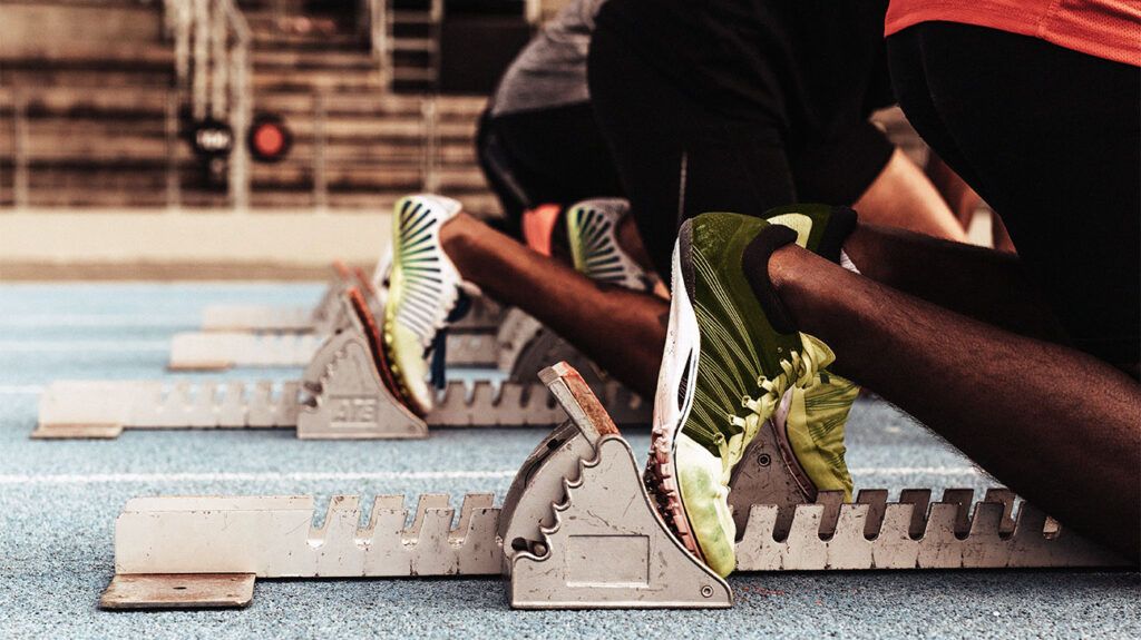 Pain in arch of foot: Causes, treatment, and stretches