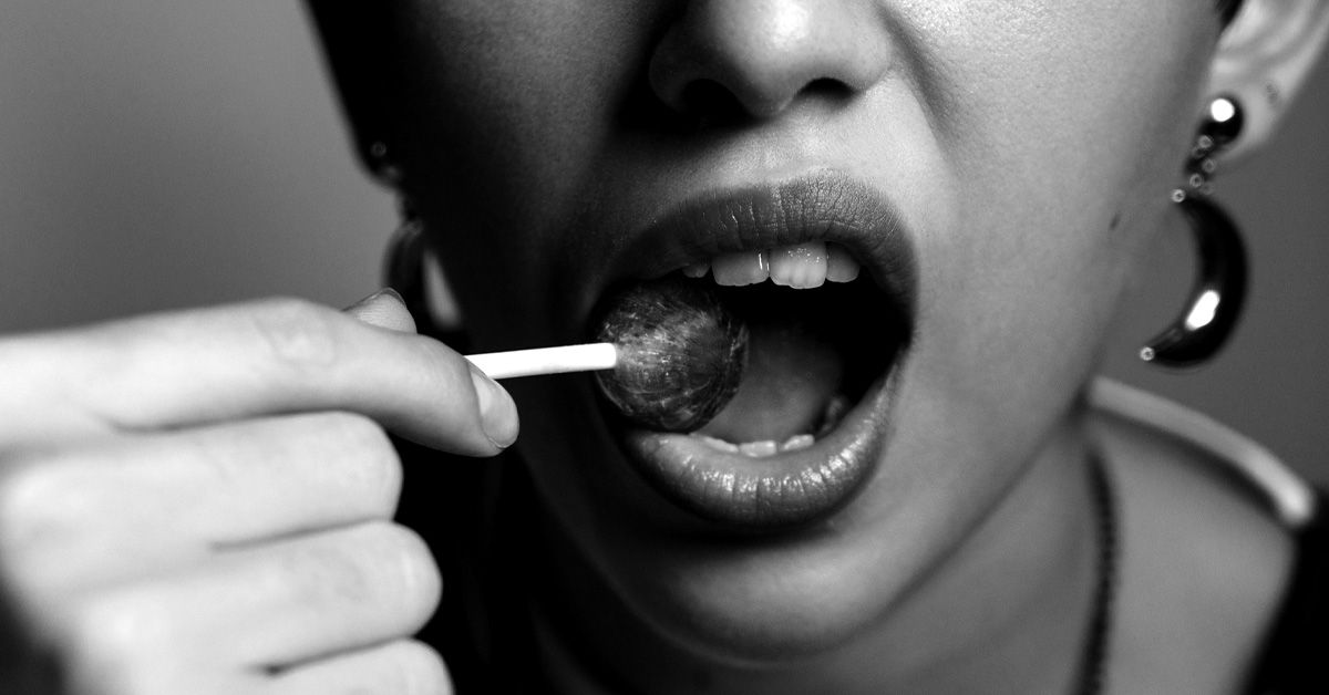 Oral fixation: Theory, symptoms, and evidence