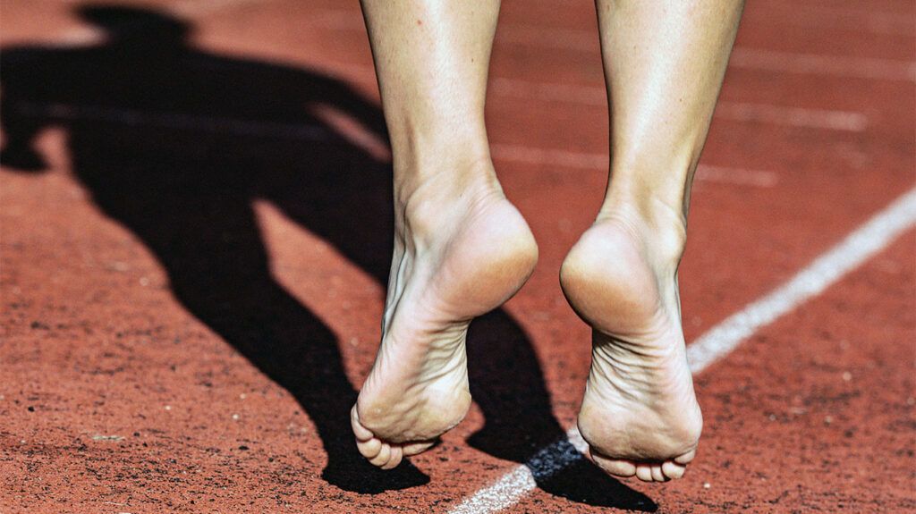 Sprained toe: Symptoms, causes, and treatment