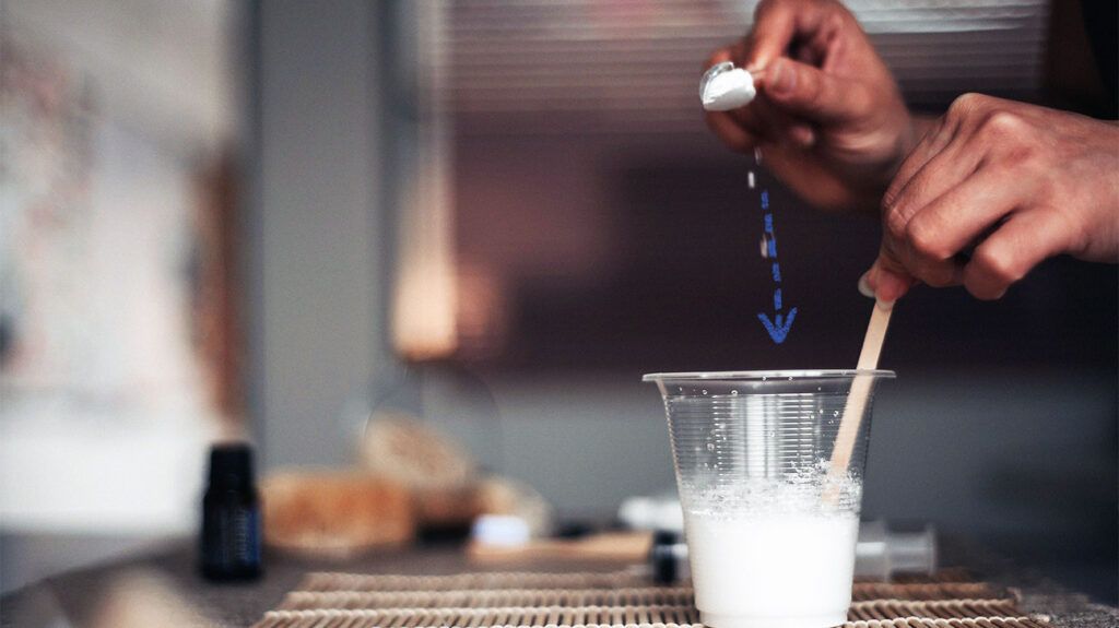 Drinking baking soda: Dangers, benefits, and more