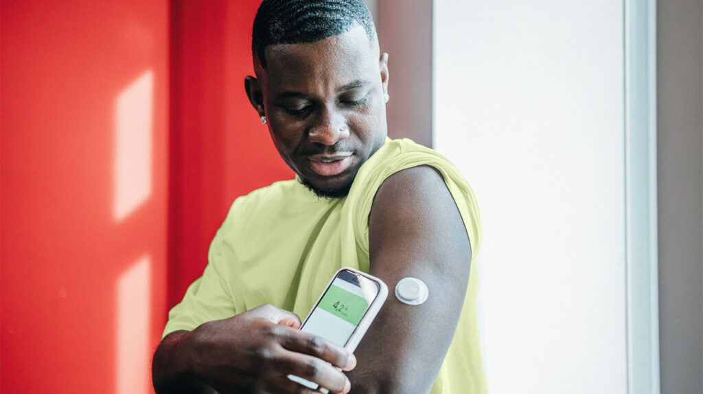 What can cause dark skin on the neck in a person with diabetes?