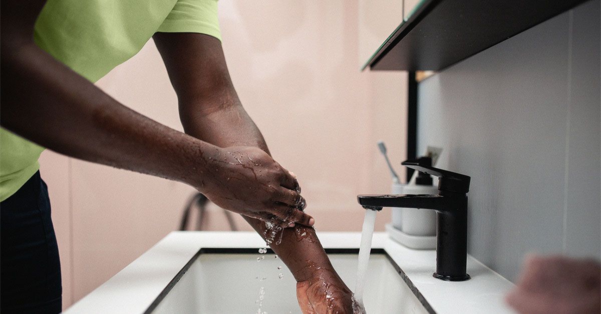 Boil popping: Should you do it? 5 remedies