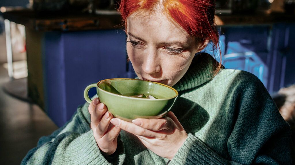 How to stop vomiting: Home remedies