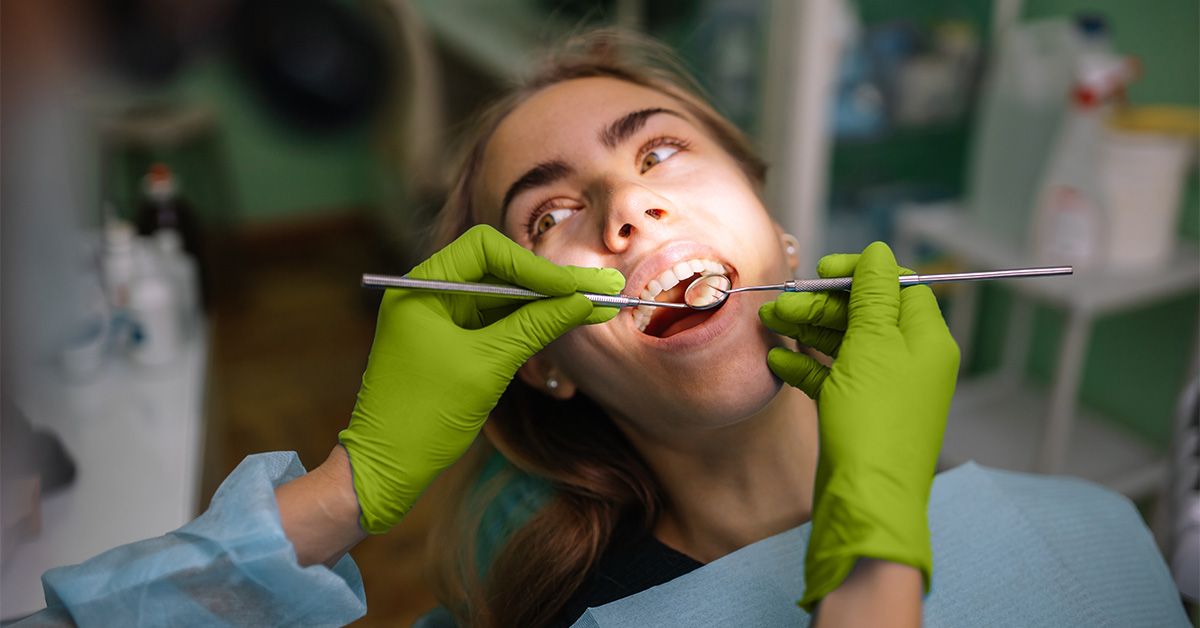 Gum abscess: Causes, pictures, and treatment