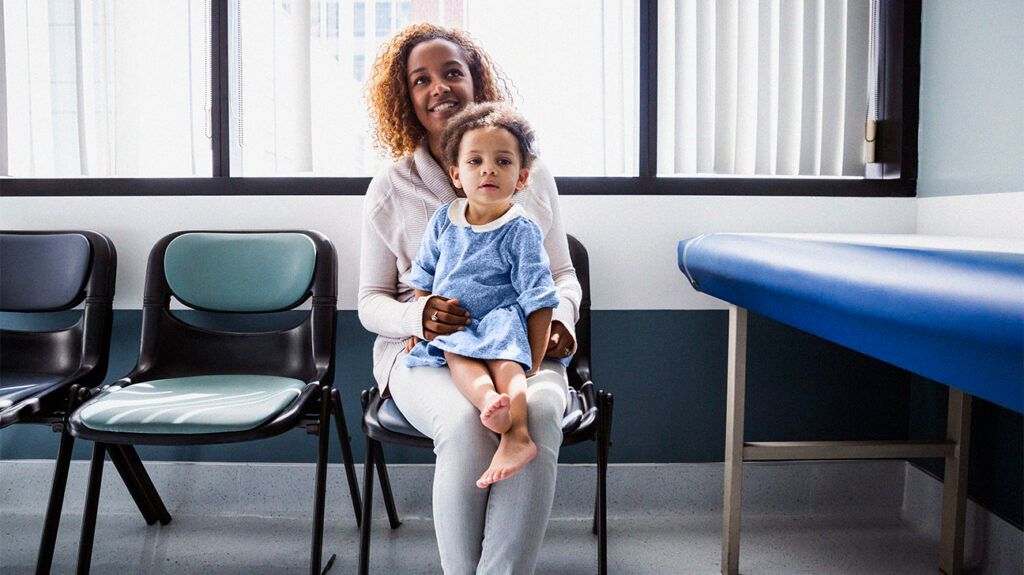 Urticaria multiforme: Symptoms, treatment, and more