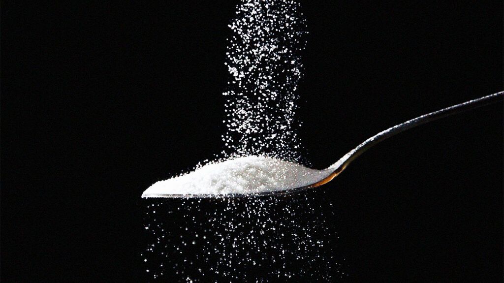 Does sugar cause acne? The link explained