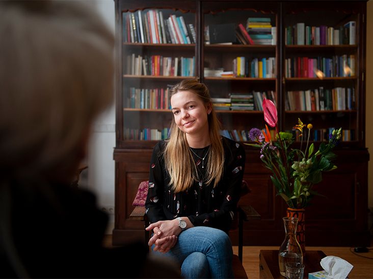 Dissociative Identity Disorder: Treatment and Recovery | Psych Central