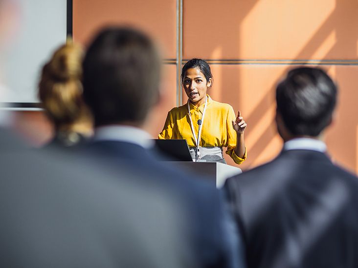 Coping With Glossophobia: Signs, Causes and Treatment