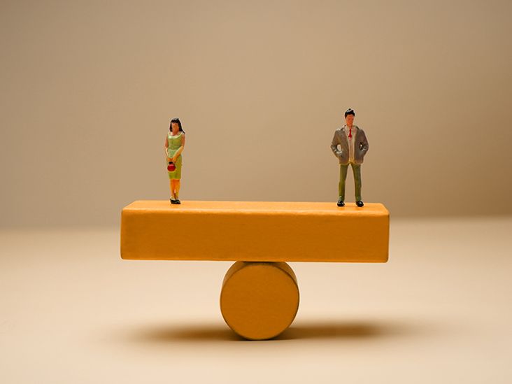 Power Struggle in Relationships: Signs, Effects, and Solutions