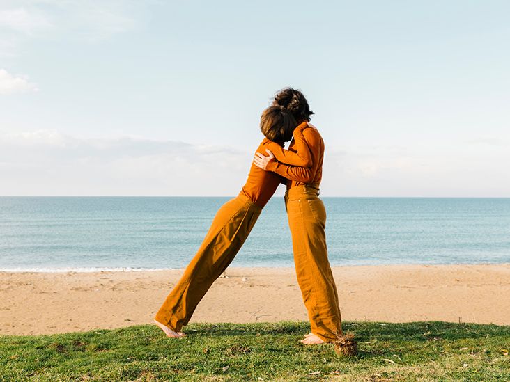 7 Stages of Trauma Bonding and How to Break the Cycle